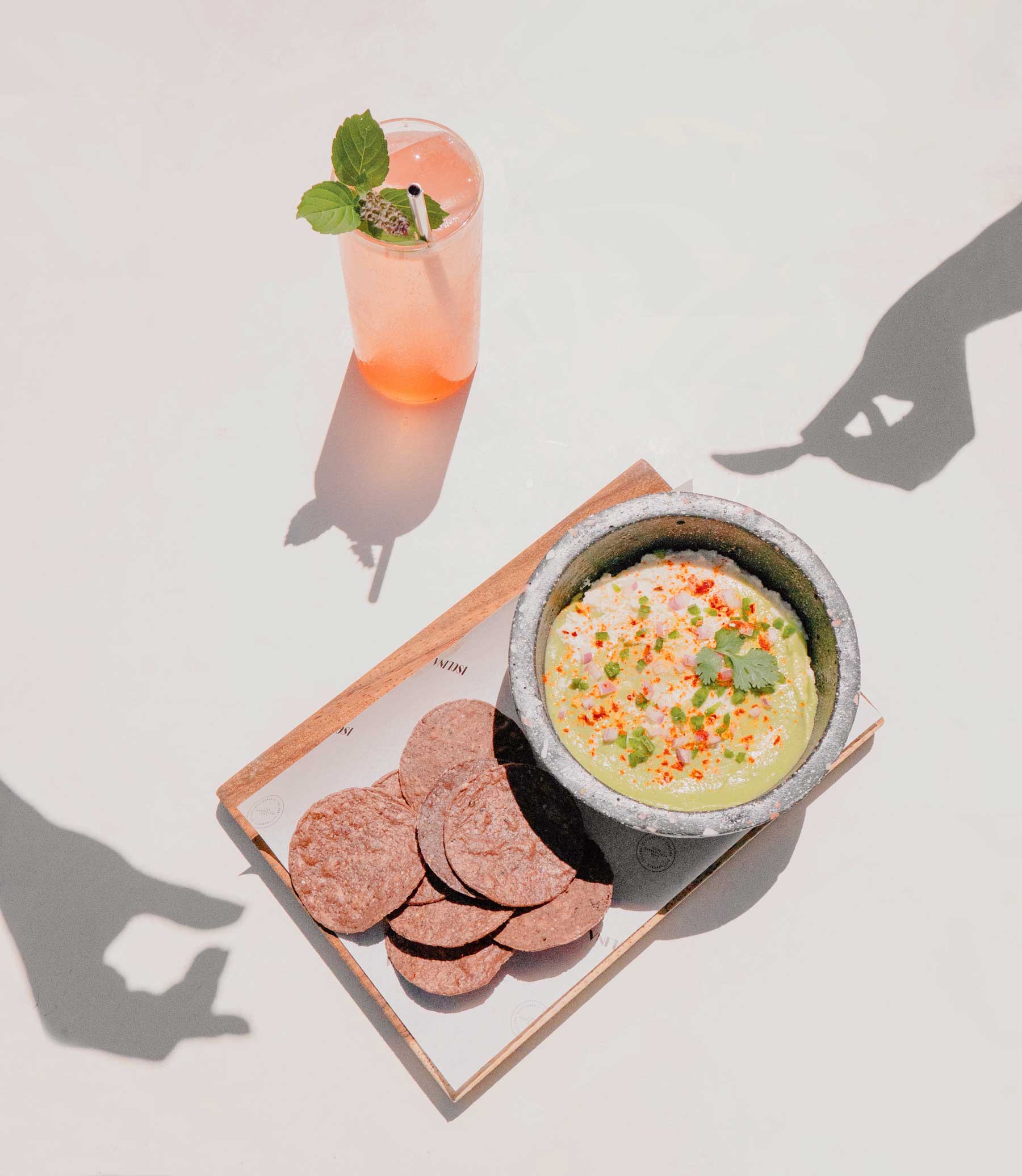 Cocktail Photography & Styling tips - hopefuloutsiders.com